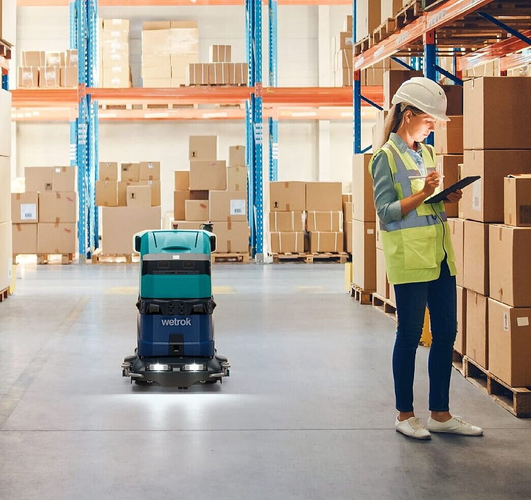 Cobotik-Innovation: Der Wetrok®️ Robomatic Marvin fasziniert | Wilhelm ...